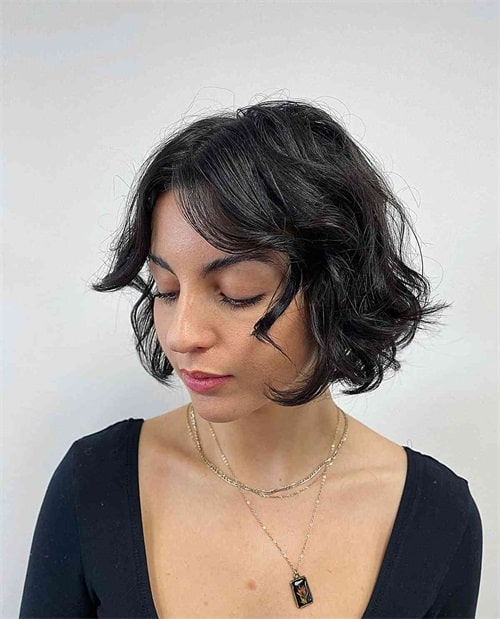 10 Hottest French Bob Haircut Ideas For Black Woman-Blog - | Nadula